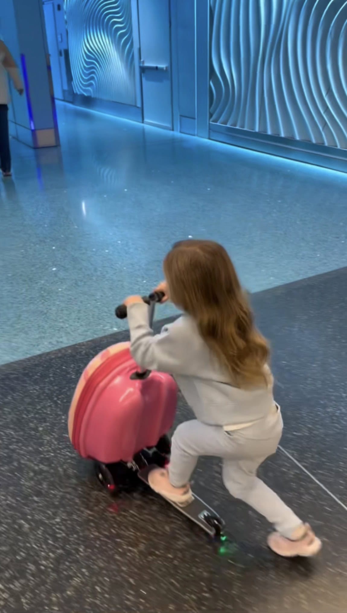 Why We Love This Scooter Suitcase for Kids - The Bargain Sisters®
